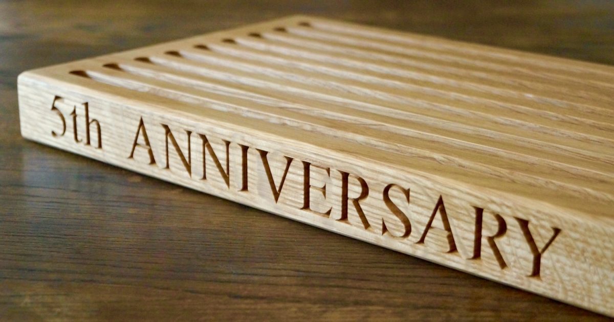 Personalised Wooden Bread Boards | MakeMeSomethingSpecial.com
