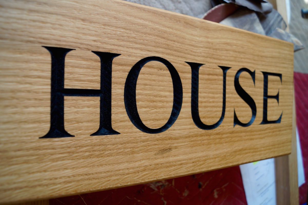 Premium Free Standing House Signs with Arrow | MakeMeSomethingSpecial.com
