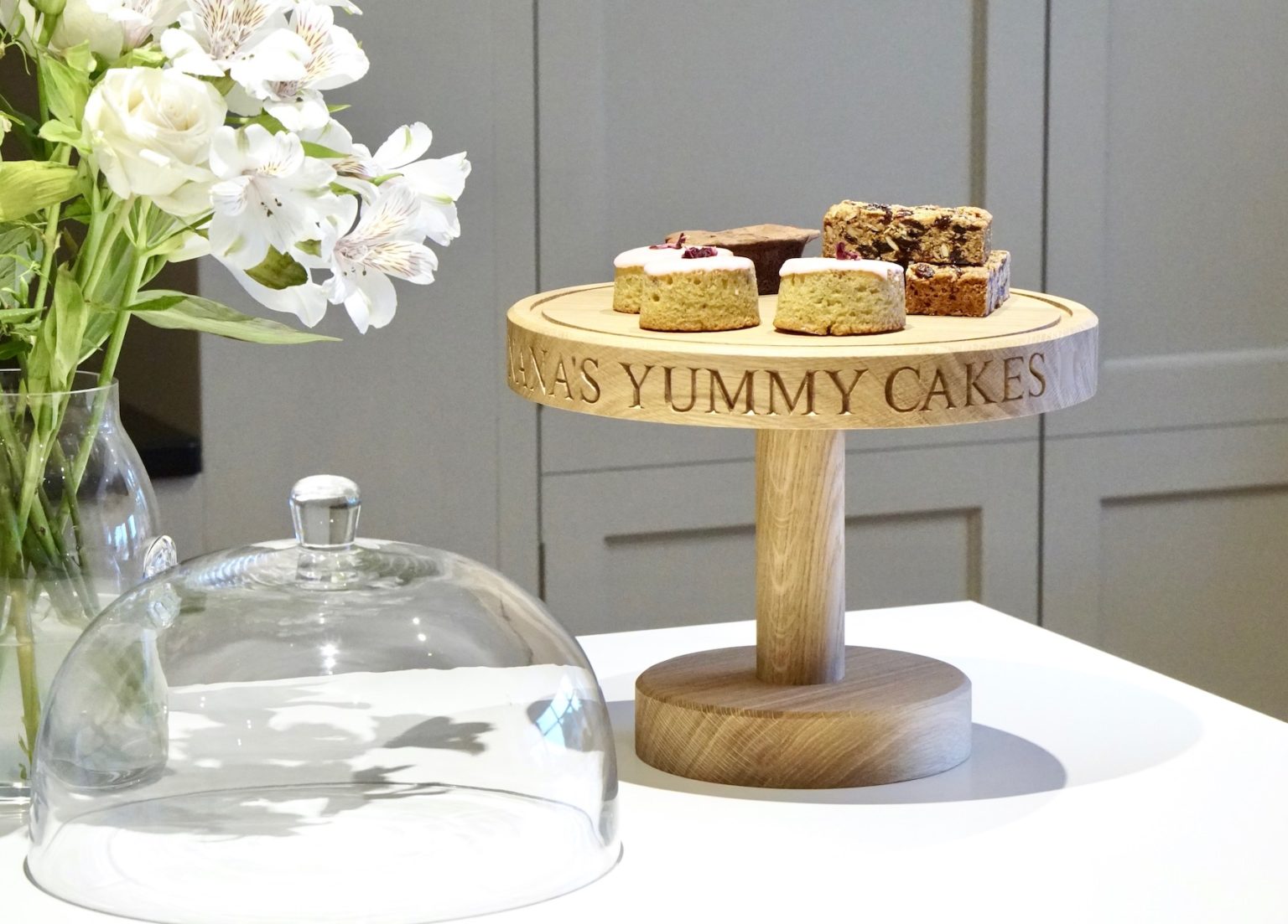 Wooden Cake Stand | View Options | MakeMeSomethingSpecial.com