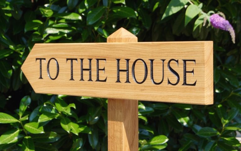 Premium Free Standing House Signs with Arrow | MakeMeSomethingSpecial.com