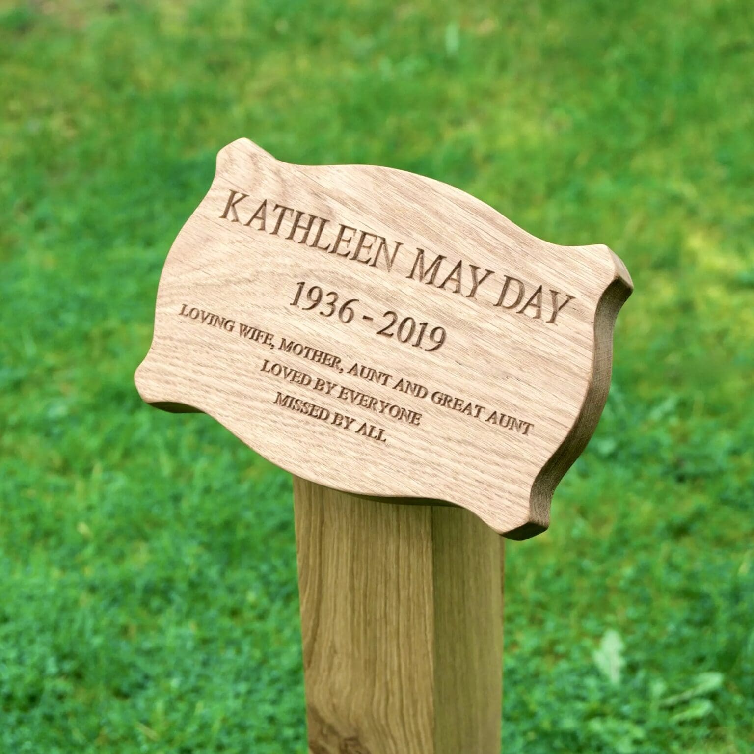 Lawn Memorial Plaque | MakeMeSomethingSpecial.com