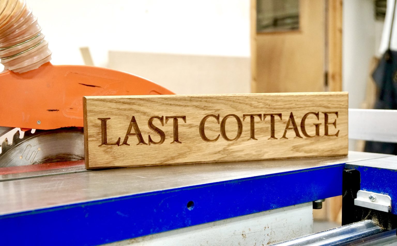 Personalised Wooden Gate Signs | MakeMeSomethingSpecial.com