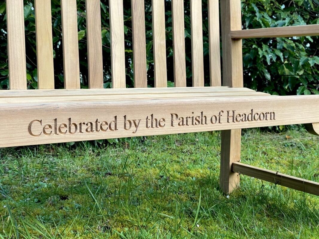 Queen Elizabeth II Platinum Jubilee Engraved Bench ...