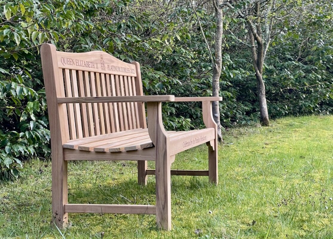 Queen Elizabeth II Platinum Jubilee Engraved Bench ...
